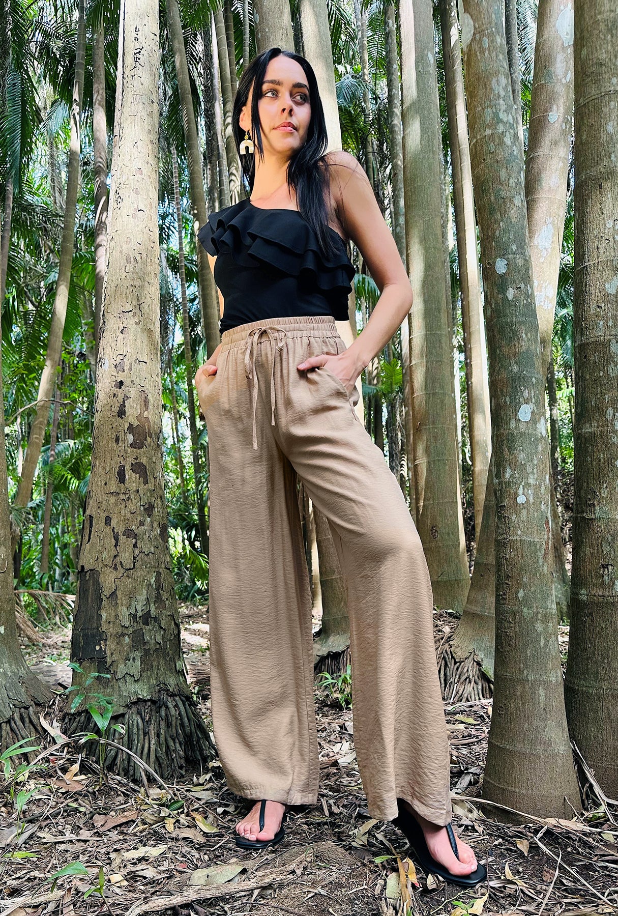 Clothing – Palm Bee